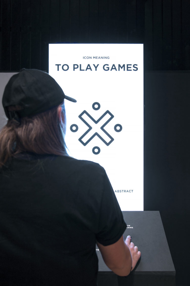 Iconic - EPFL+ECAL Lab