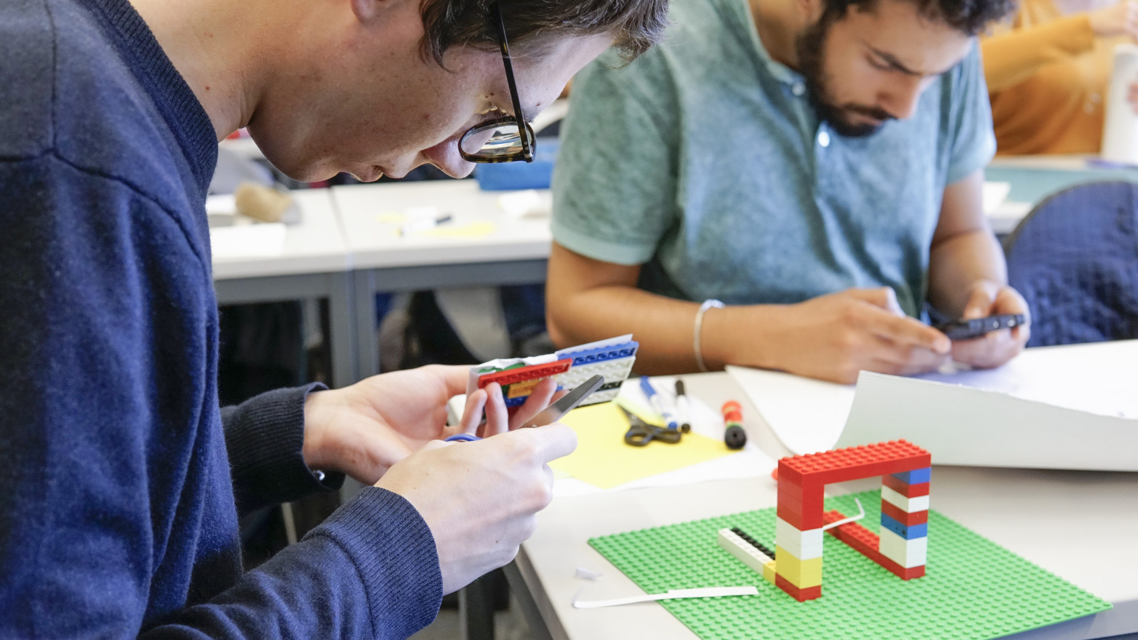 EPFL Classes - EPFL+ECAL Lab
