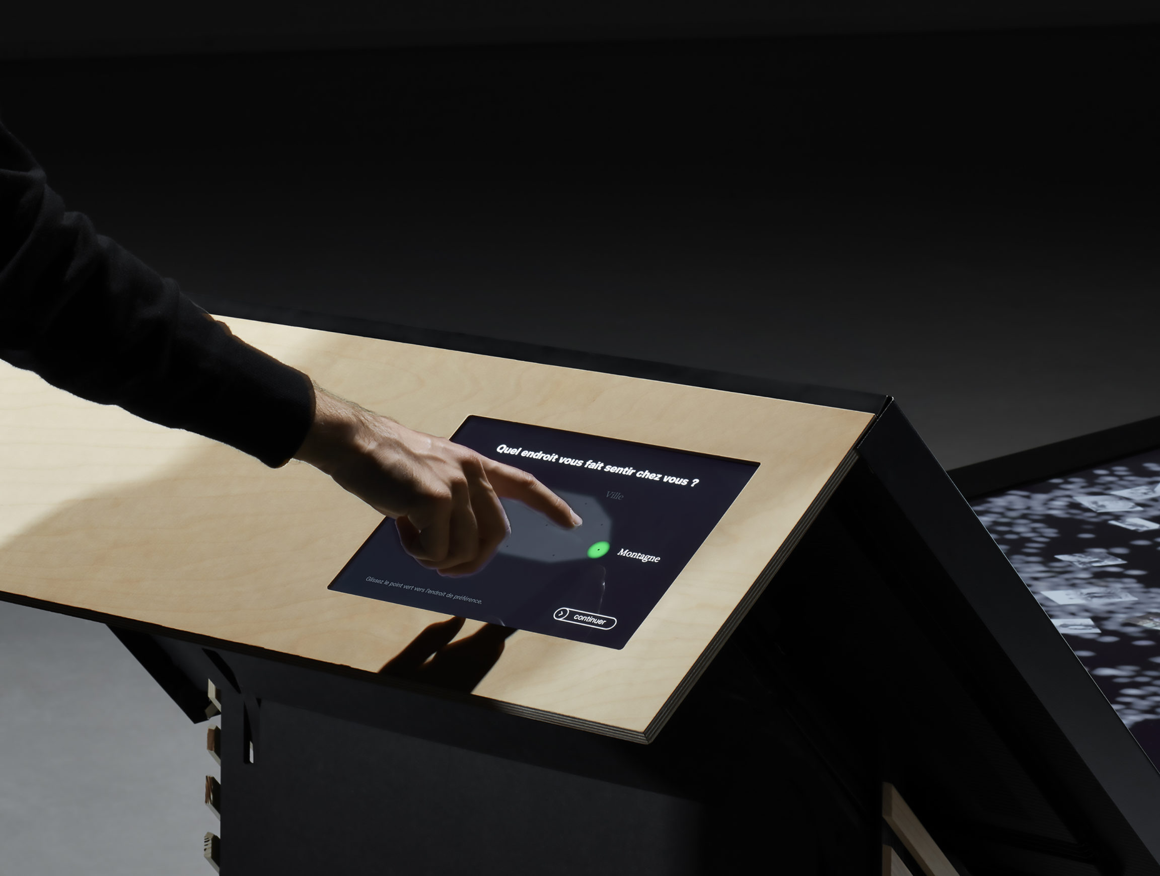 Èvokâ - EPFL+ECAL Lab